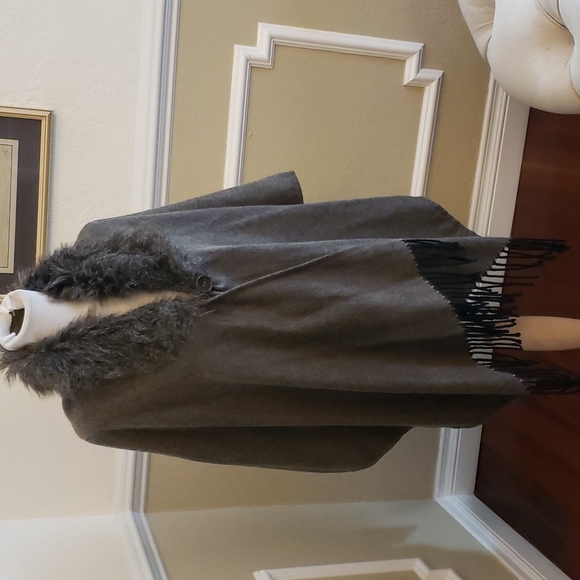 Jackets & Coats | Charlie Paige Cape | Poshmark